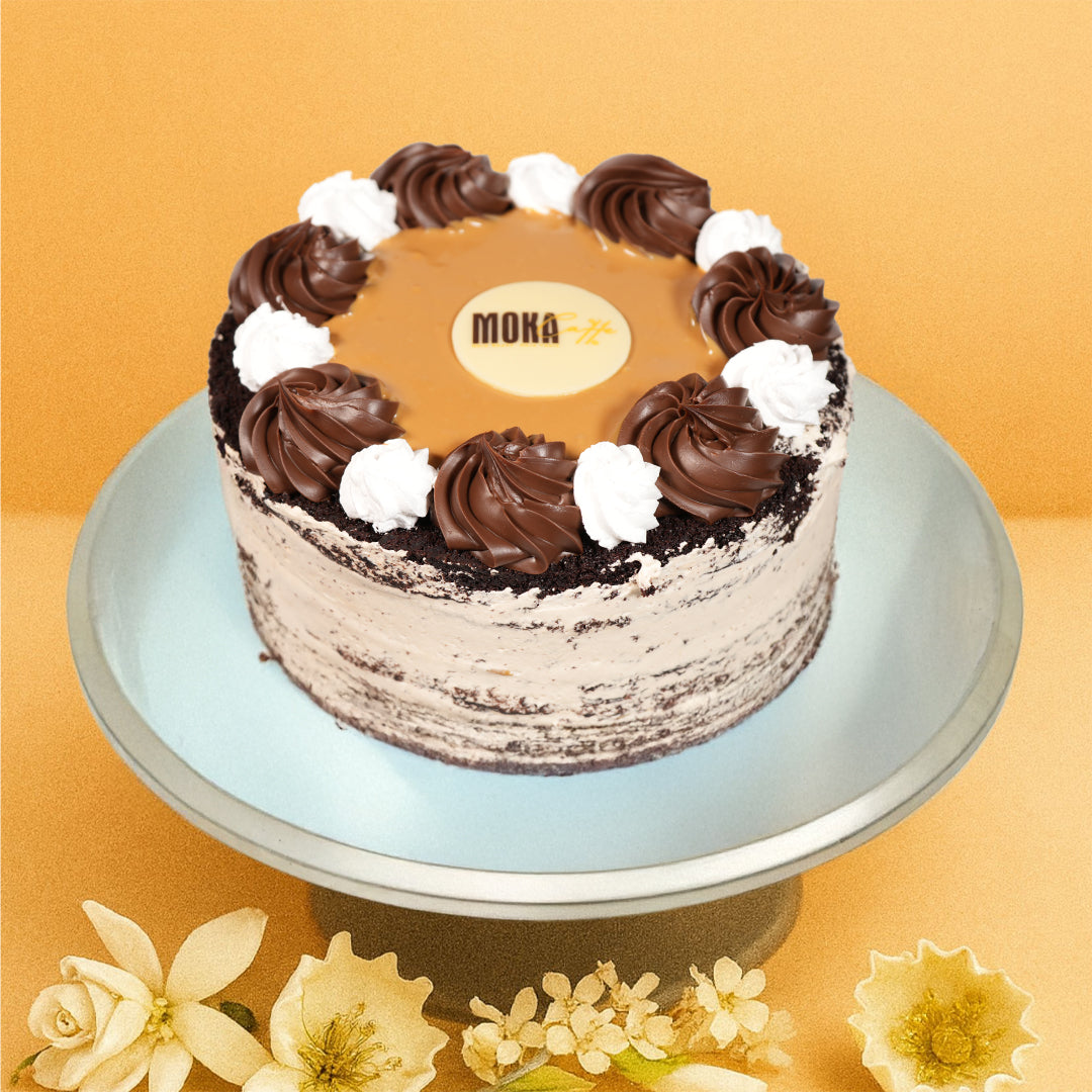 Classic Vanilla Chocolate Cake 🍦 – Moka Caffe